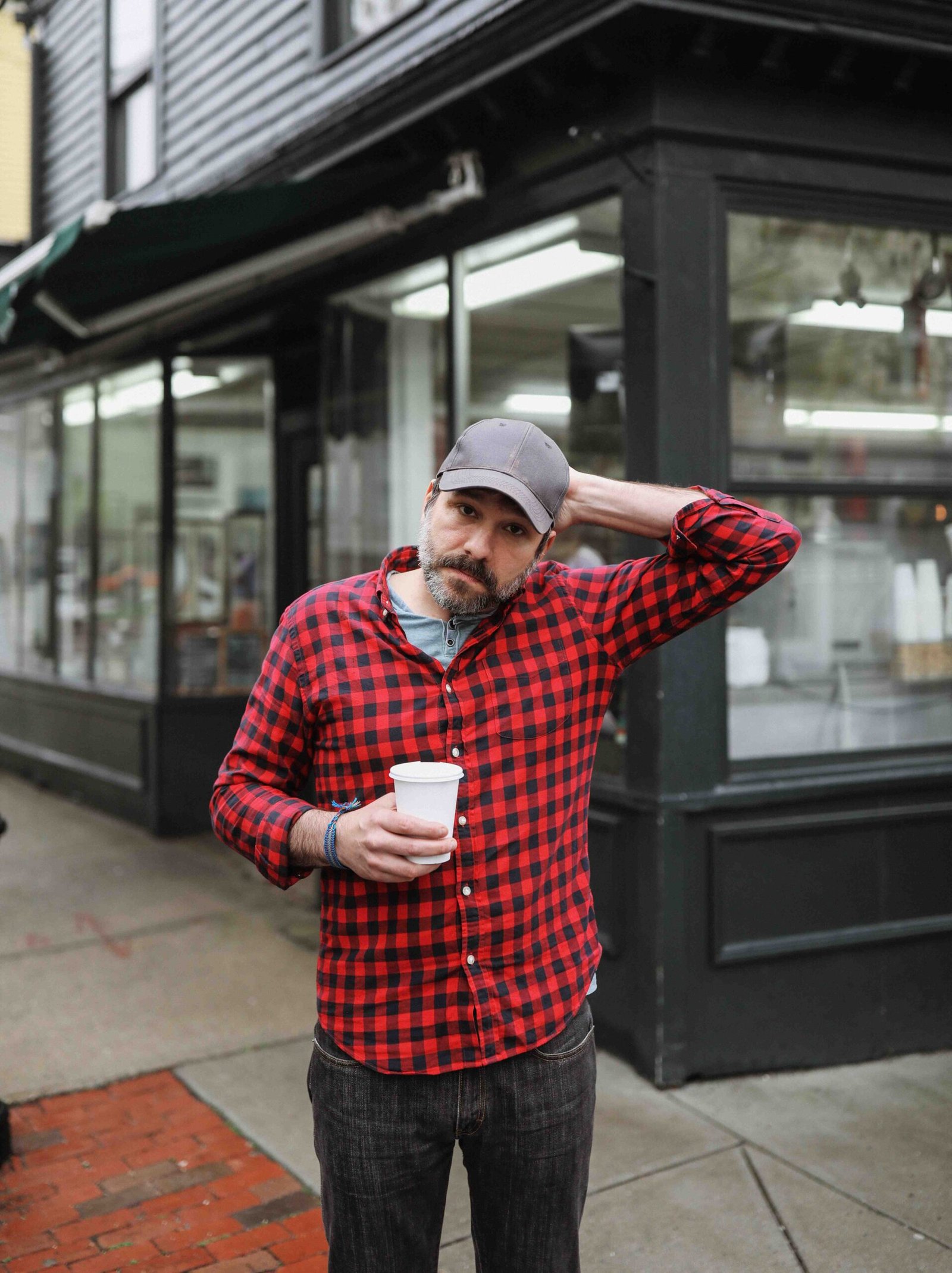 Review: Green Arthur Captivates With Haunting Rendition Of "Pine ...